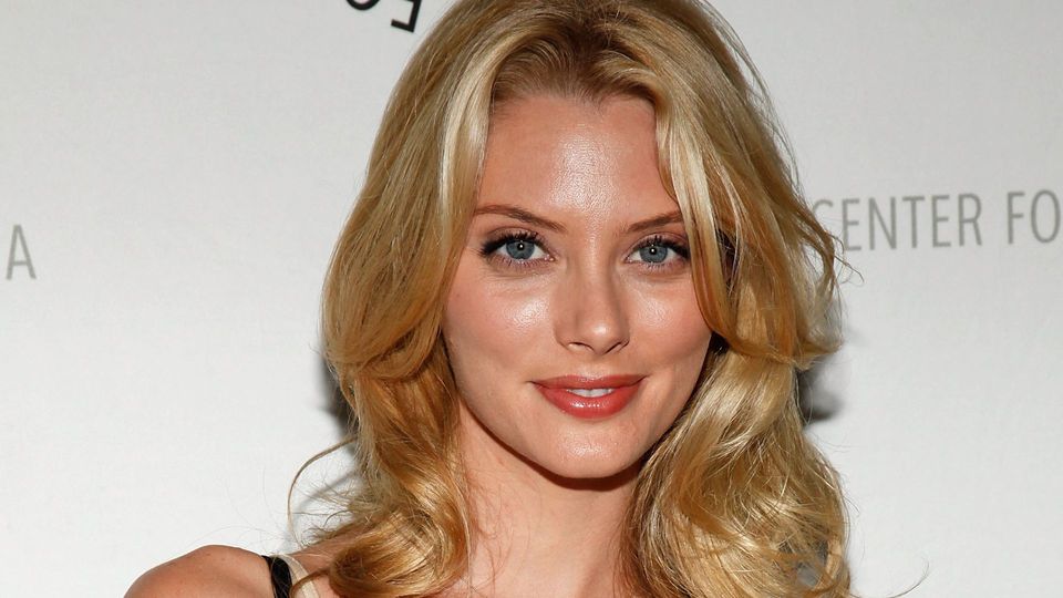 Alans Freundin Kandi Was macht Two And A Half Men Star April Bowlby krone.at