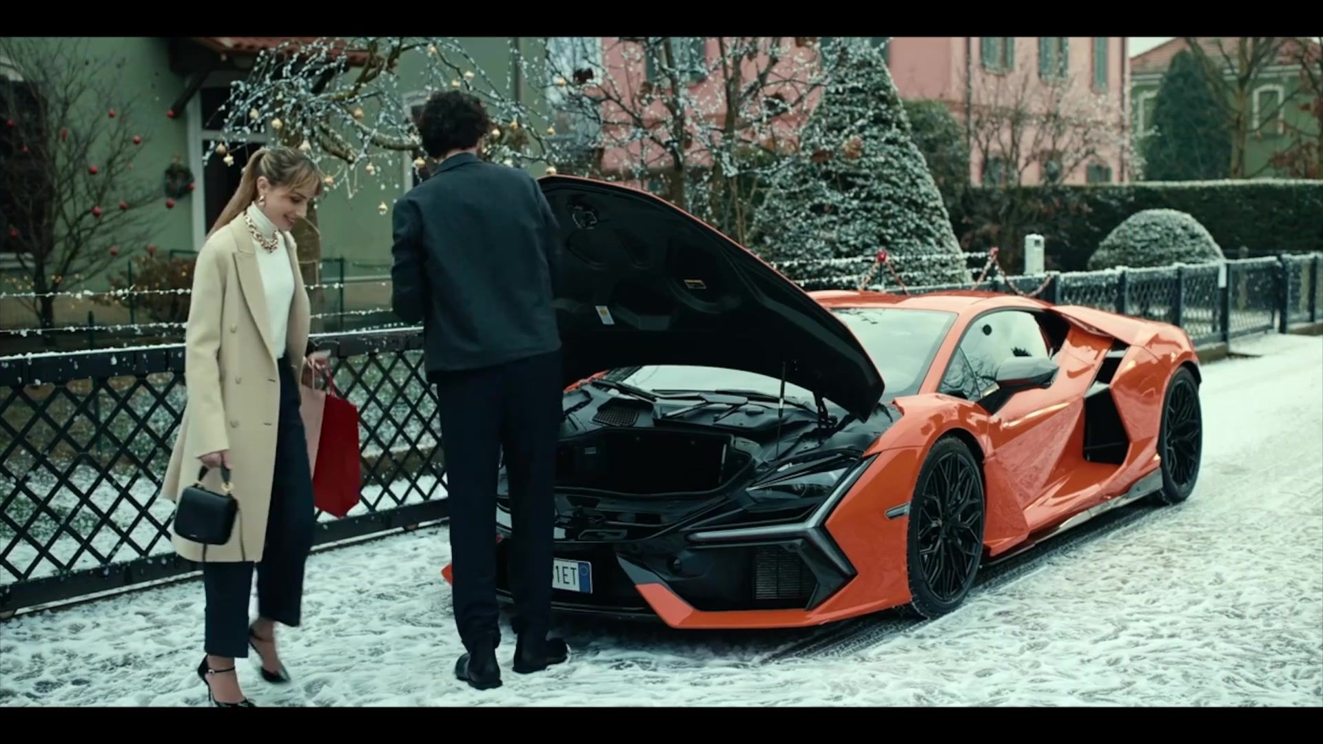 The Snowball – Automobili Lamborghini celebrates Christmas 2024 with a ...