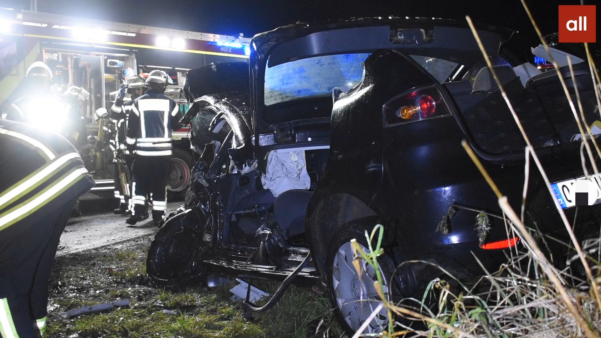 Schwerer Unfall bei Marktoberdorf: Autofahrerin (59) betrunken - Vier Verletzte!
